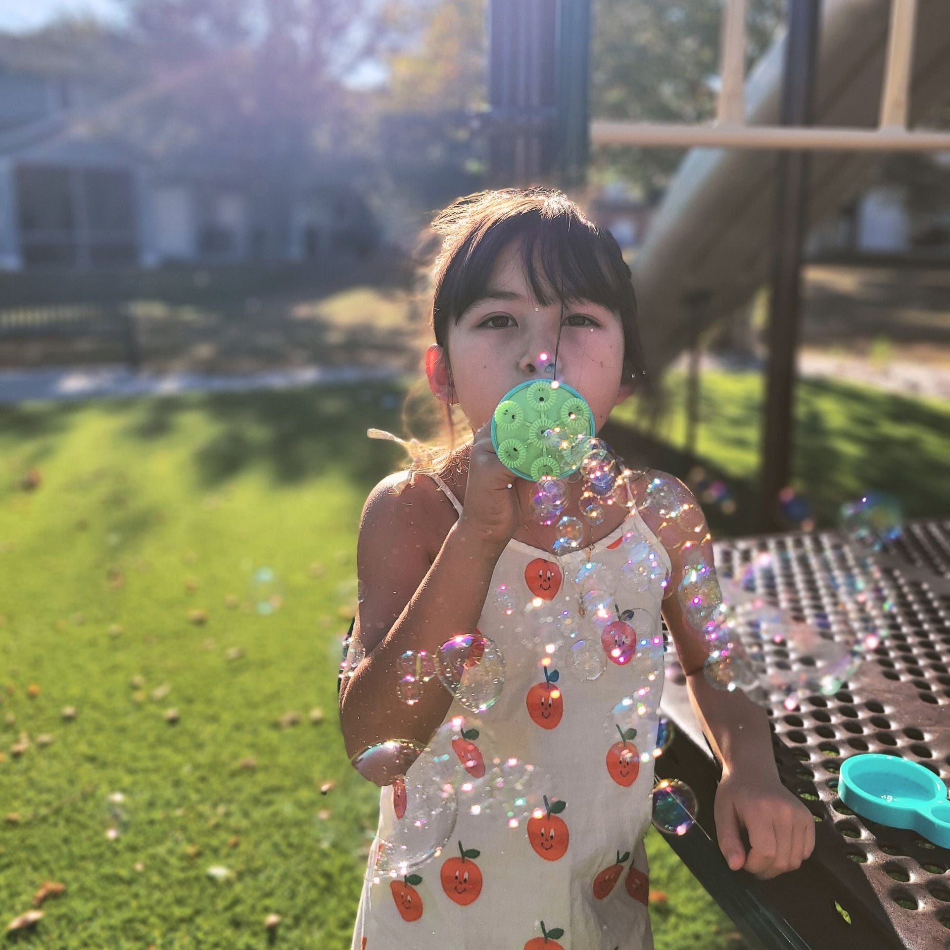 Sensory Bubble Play Skin Happy Botanical Bubbles & Blower Set – innobaby